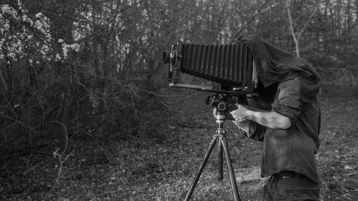 Fotografové v hledáčku. Tomáš Rasl: Na práci s negativy mě baví ta ...