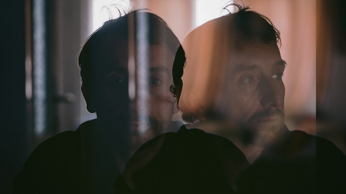 Režijní debut herce Šafaříka: Byl jednou jeden dům a v něm snůška ...