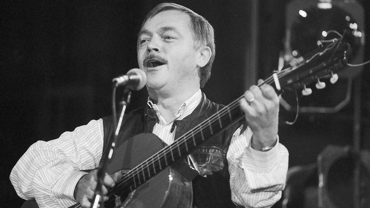 Beránek i kverulant. Deset tváří Karla Kryla v archivu ČT — ČT art ...